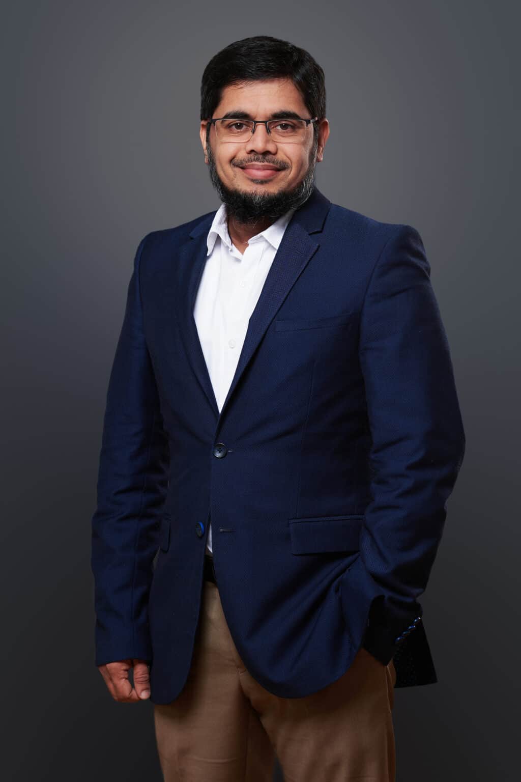 Leadership Team // Leadership Role Models - V-LINE GROUP