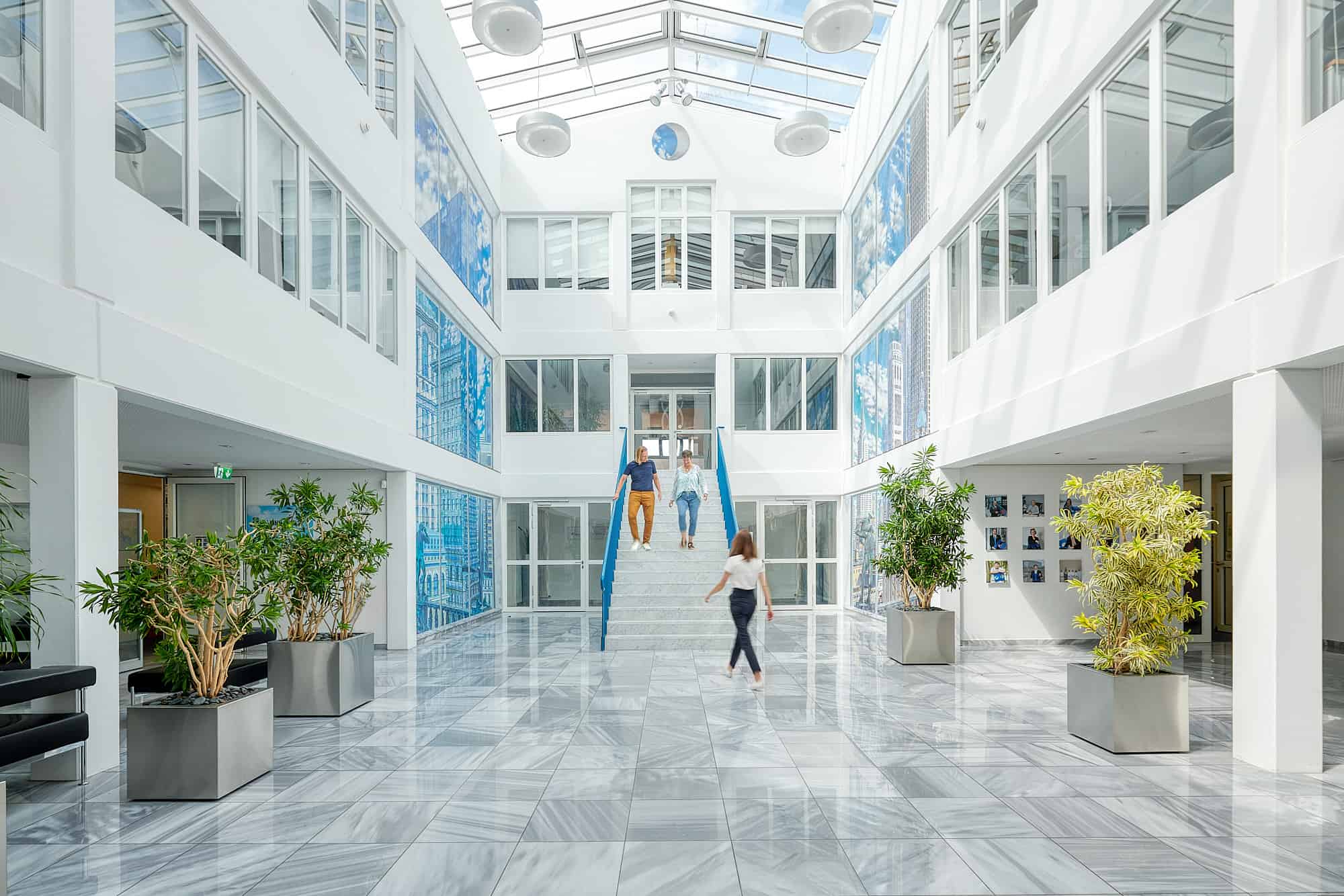 About - V-LINE GROUP